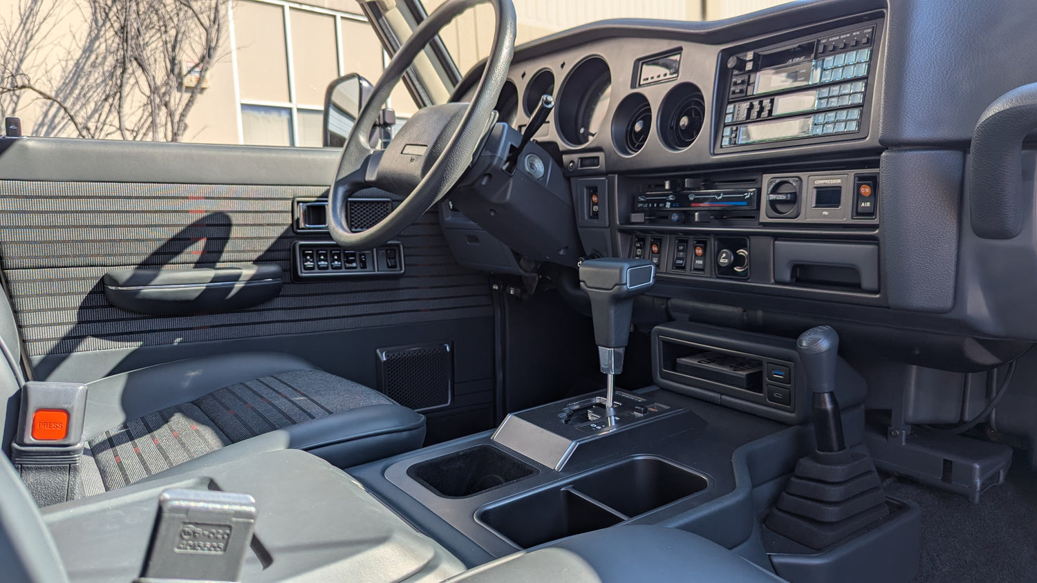 DJ Designs | Custom Automotive Interiors & Upholstery